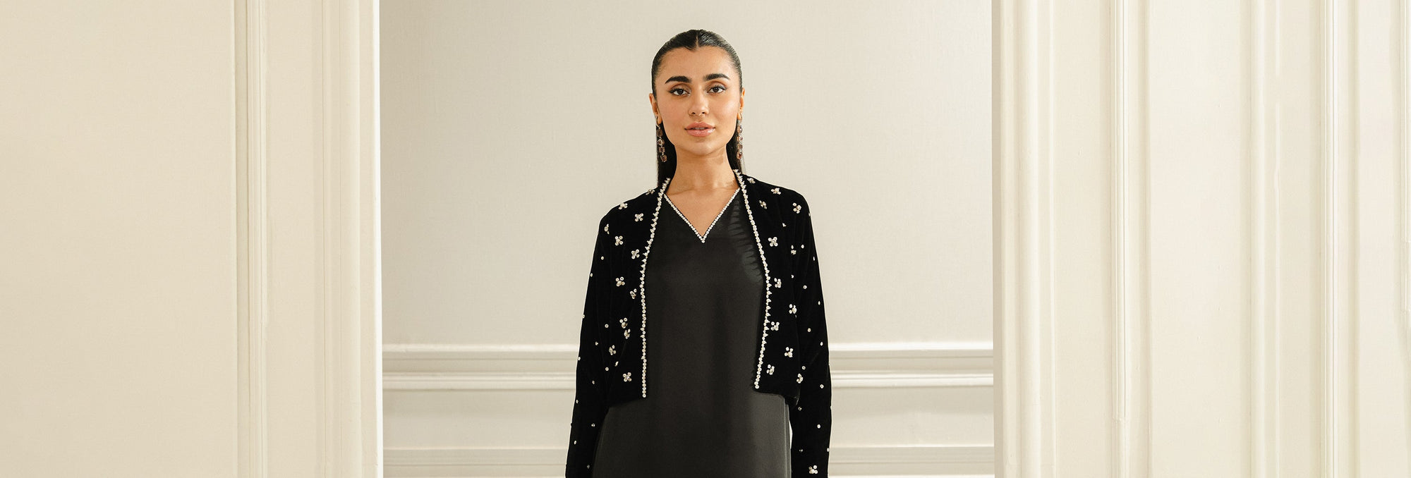 Elegant & Formal Outerwear for Women in Pakistan – Page 3 – Lulusar