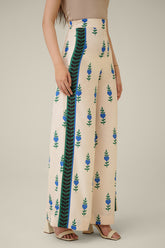 Pakistani clothing brand | Shop elegant long dresses for women – Lulusar