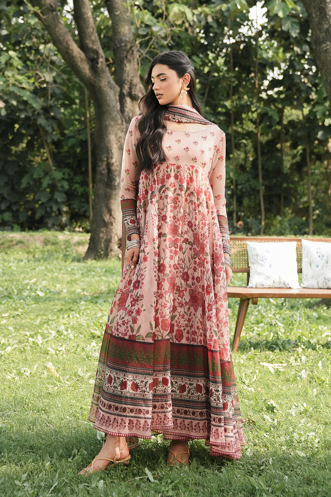 Pakistani clothing brand | Shop elegant long dresses for women – Lulusar