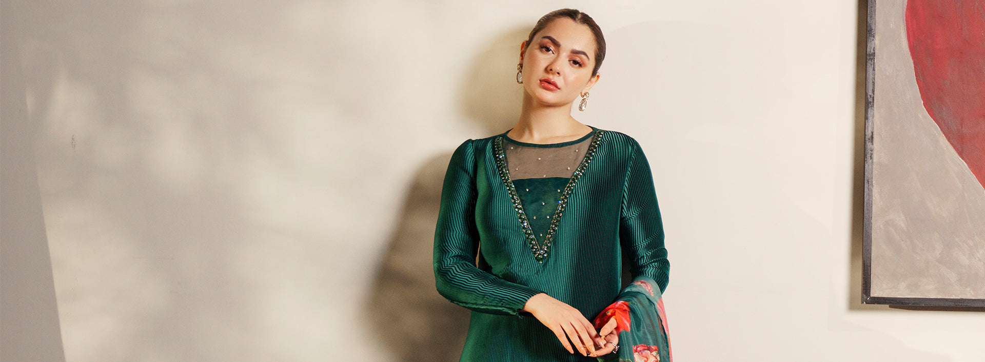 Best Pakistani Western Clothing Brand: Stylish Women’s Fashi – Lulusar